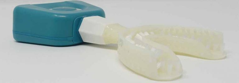 Y-Brush Review: The First Mouthpiece Toothbrush To Show Promise