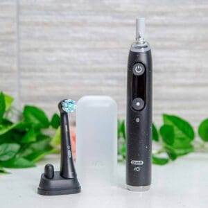 Oral-B iO10 Review - Electric Teeth
