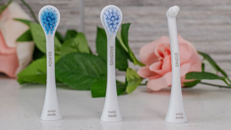 Curaprox Hydrosonic Pro review - Electric Teeth