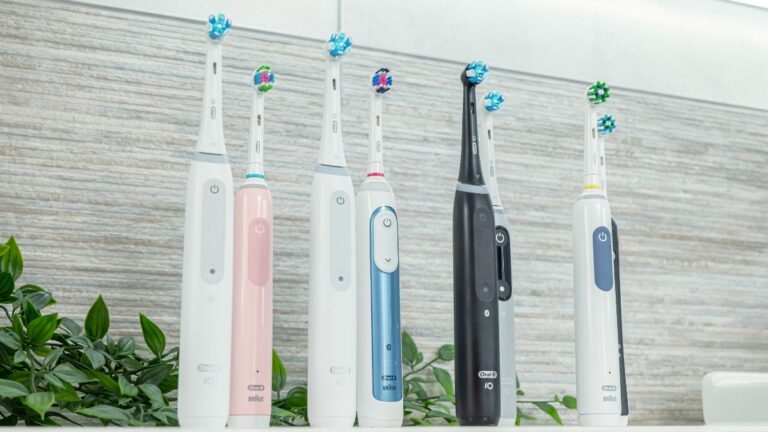 Oral-B Electric Toothbrush Comparison (Chart Included)